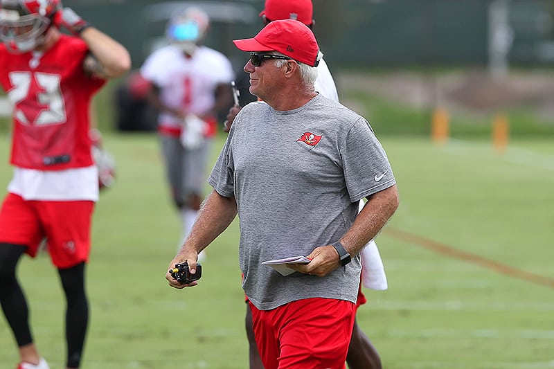 Bucs Monday Mailbag: Is The Debacle In Chicago The End For Mike Smith?