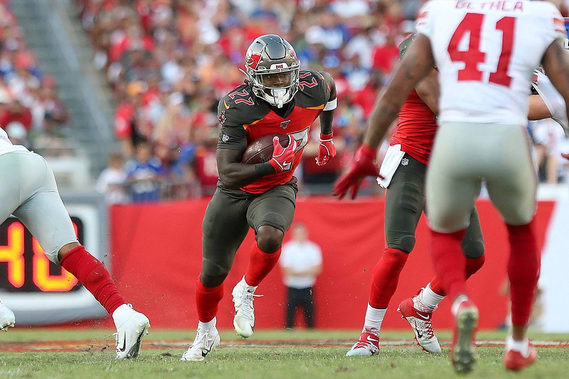 Bucs' Jones Among NFL's Most Efficient Rushers