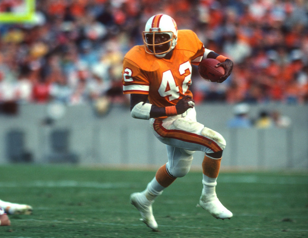 Bucs Throwback Thursday: Williams Remembers Bell's Legacy