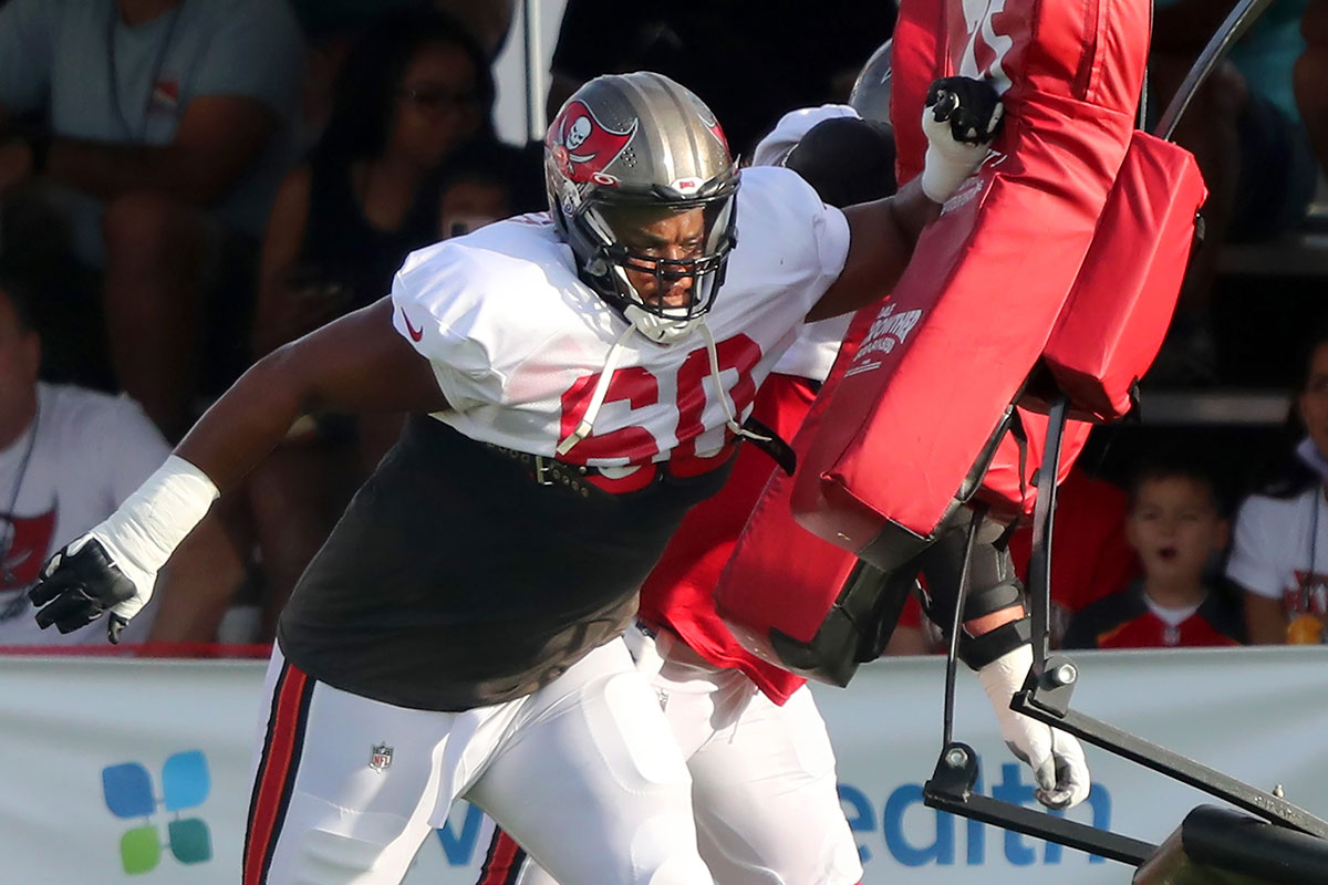 Bucs Offensive Lineman Leverett Making Strong Push For Roster