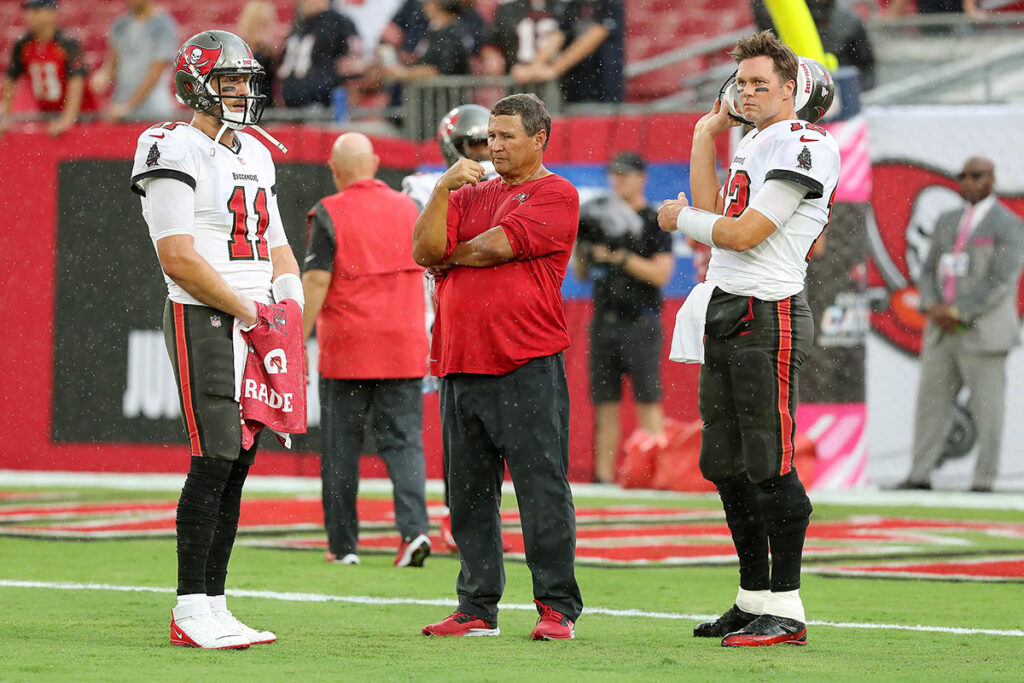 SR's Fab 5: Brady Returns To Bucs In Nick Of Time