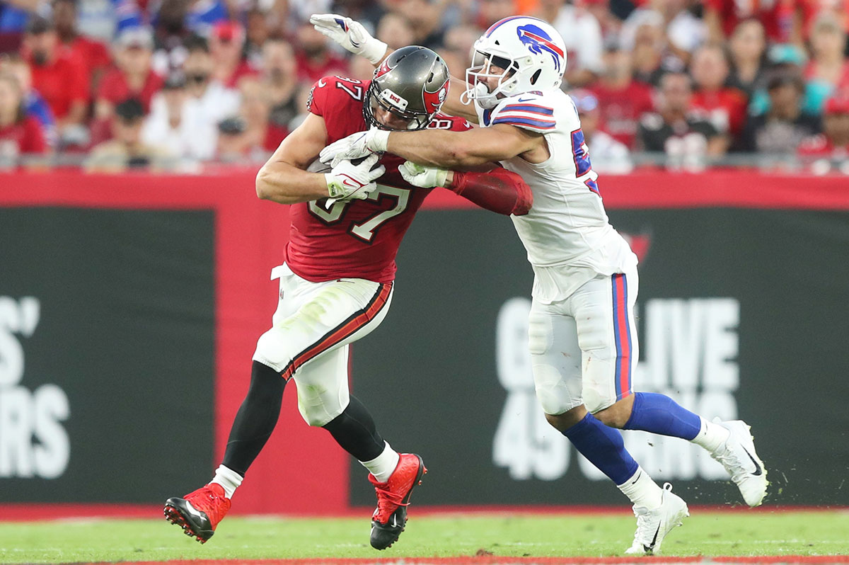 Rob Gronkowski Shares Great Baker Mayfield Story