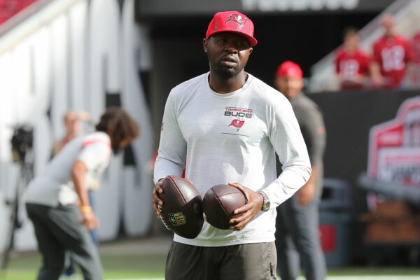 Thad Lewis Promoted To Bucs QBs Coach