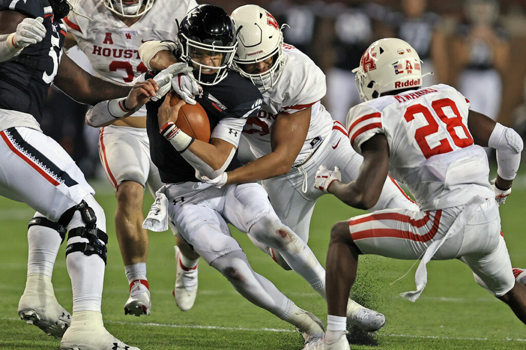 Bowles: New DT Hall Is "Everything We Want In A Buc"