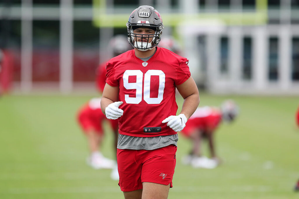 Inside Bucs Rookie Mini-Camp 5-13: Hall's Big First Impression