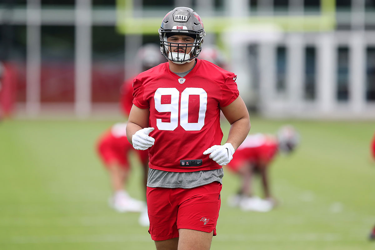 Inside Bucs Rookie Mini-Camp 5-13: Hall's Big First Impression