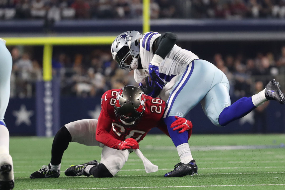 Former Bucs Safety Retires