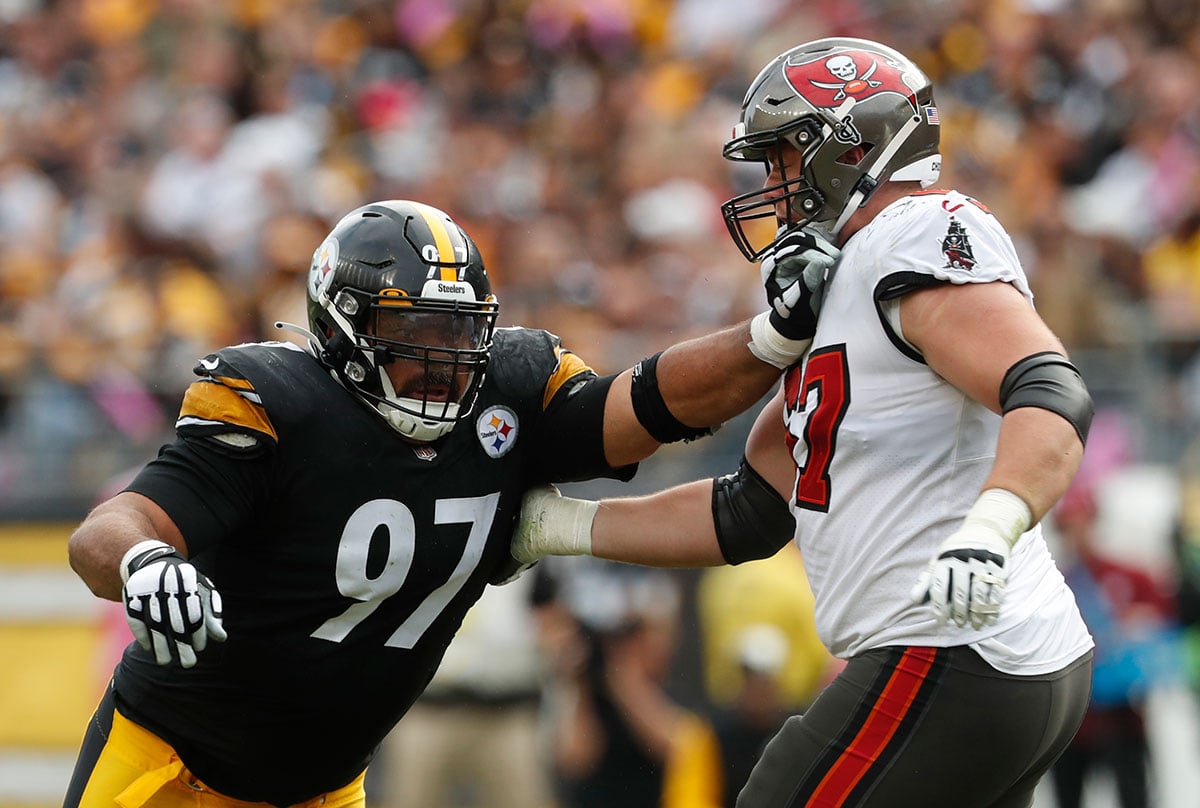 Will Bucs Make A Change At Left Guard In Week 7?