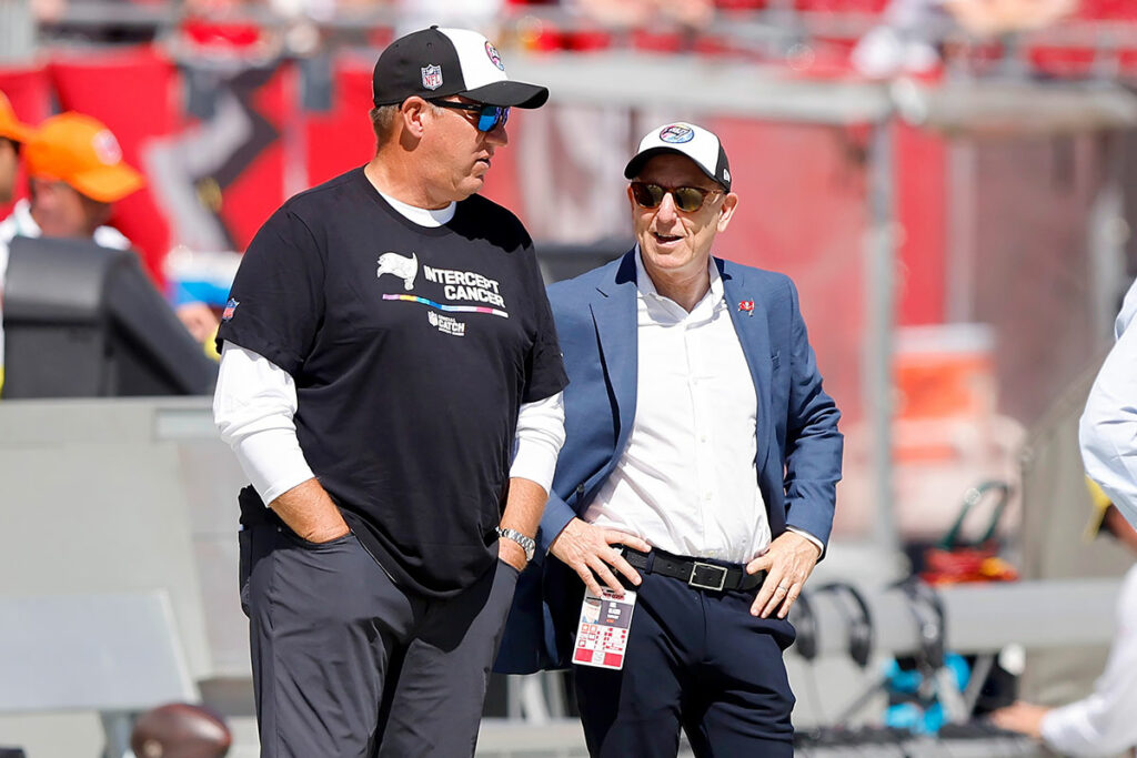 Pros And Cons Of Bucs Acquiring QB Carr In 2023