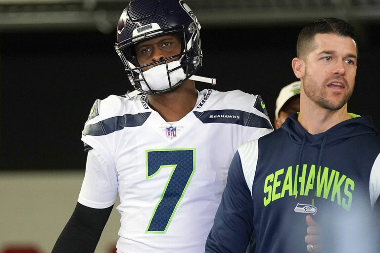 Dave Canales Discusses Bucs’ Legitimate QB Competition