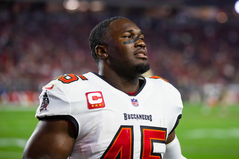 PR Roundtable: Should Bucs Bench Devin White When He Returns From Injury?