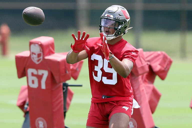 Bucs Rookie Mini-Camp Insider - Day 1