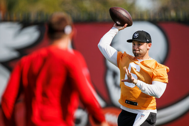 WATCH: Bucs LB SirVocea Dennis' Path To Impact