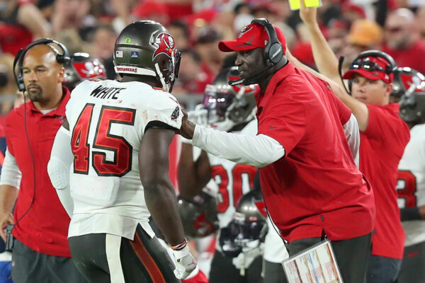 Will Devin White Practice In Camp? Bucs Aren't Sure
