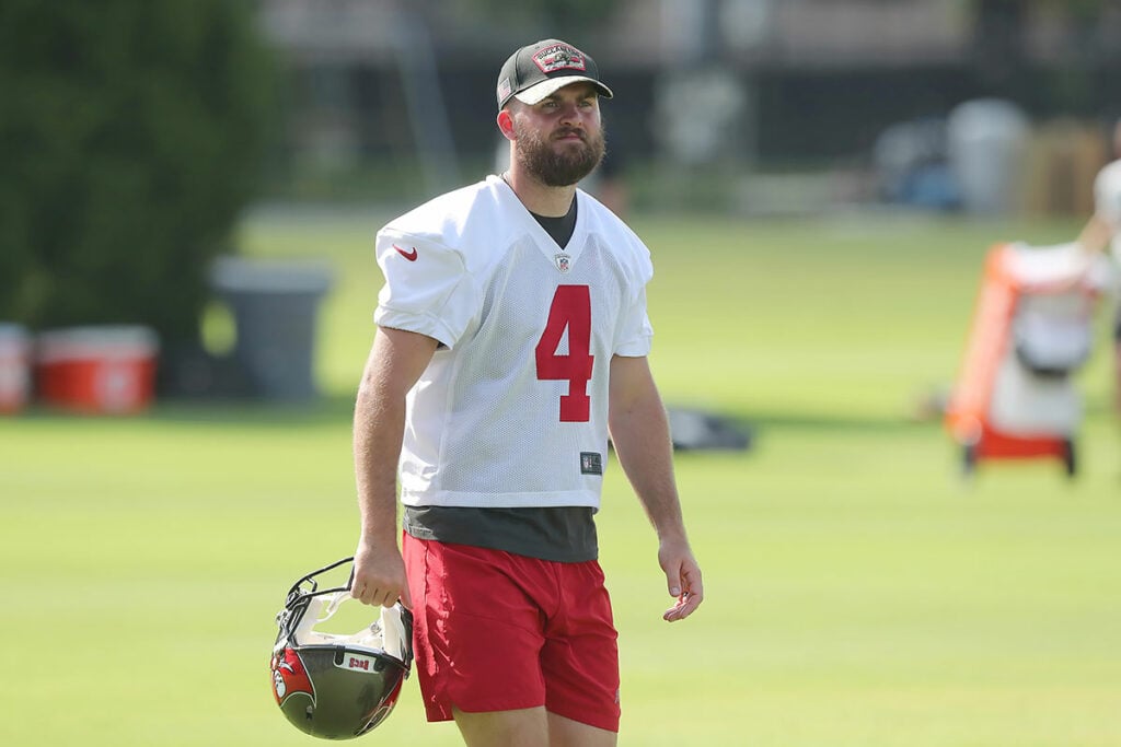 Bucs Waive Kicker