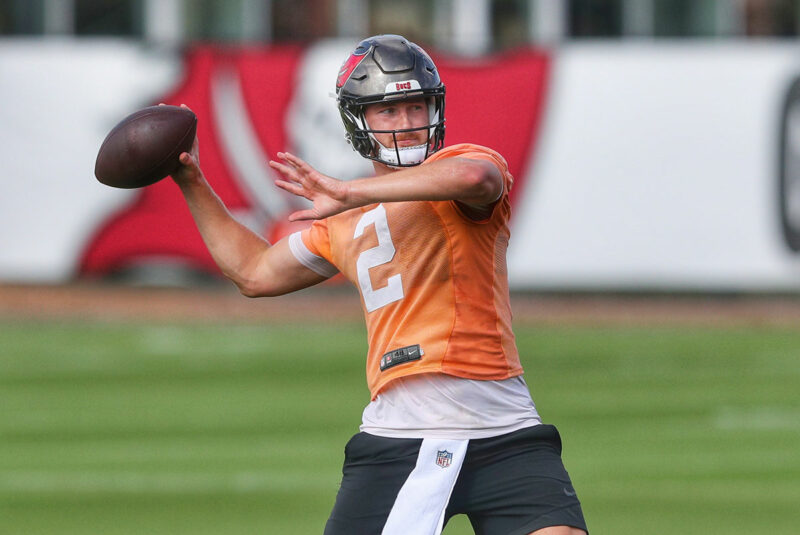 Bucs QBs Building Chemistry On And Off The Field