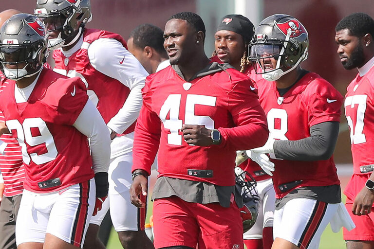 Lavonte David: Devin White's Emotions Got The Best Of Him