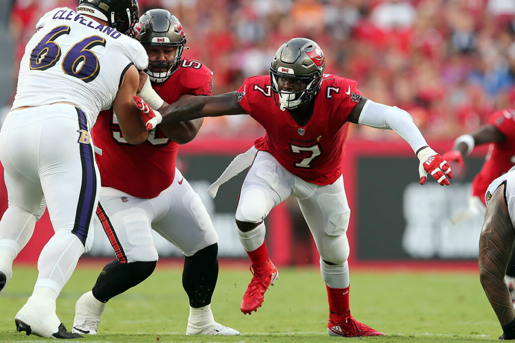 Bucs Face Difficult Decision On Shaq Barrett Soon