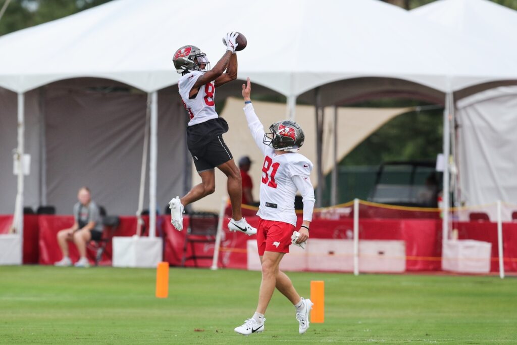 Bucs Camp Insider 8-5: Star CBs Each Shine With An INT