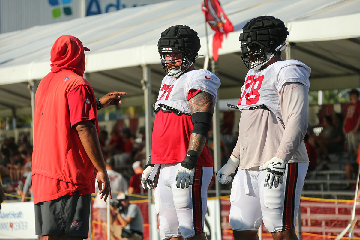 Tristan Wirfs Met With Psychologist Over Move To LT