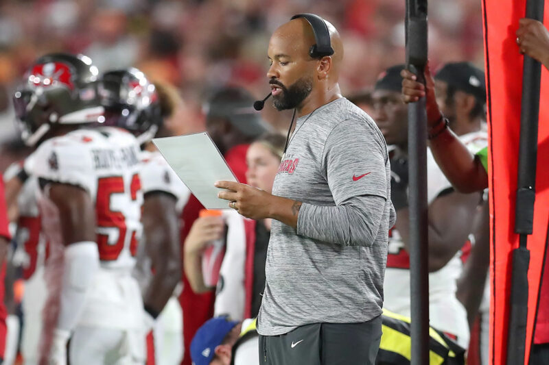 Pewter Pulse: Bucs' Pass Rush Just Got A BIG BOOST!