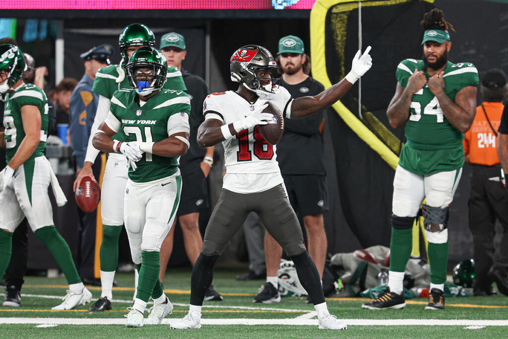 Bucs Open Up Practice Window For Wide Receiver