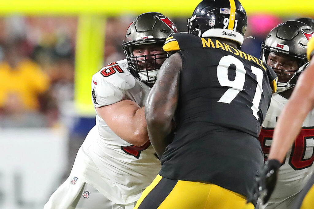 Seahawks Pluck OT Off Bucs Practice Squad