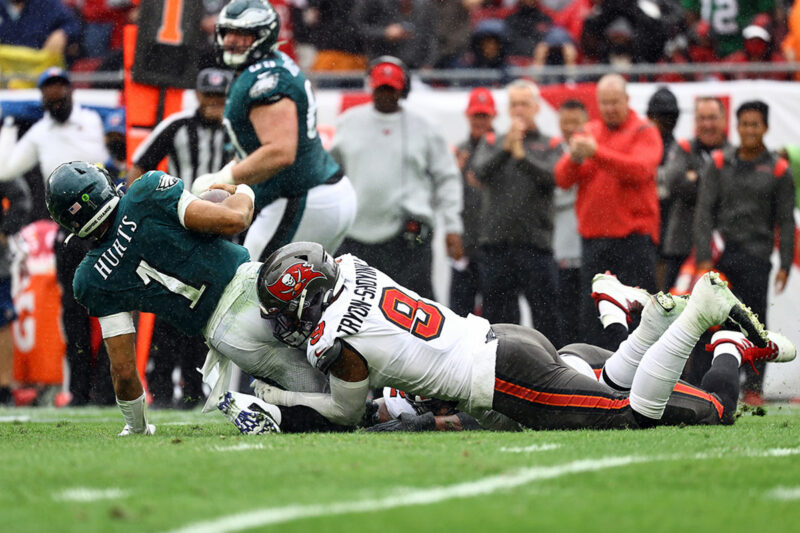 What If Joe Tryon-Shoyinka Led The Bucs In Sacks?