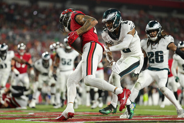SR's Pick-6 Preview: Bucs vs. Eagles