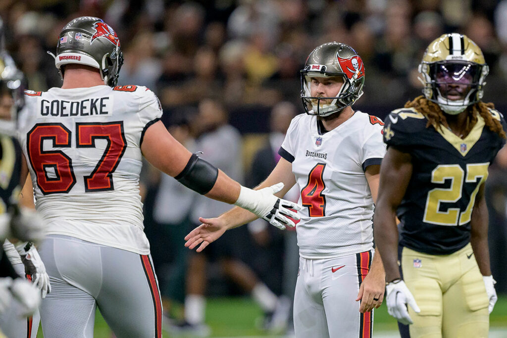 WATCH: Bucs RT Luke Goedeke Mic’d Up In Week 16 Win