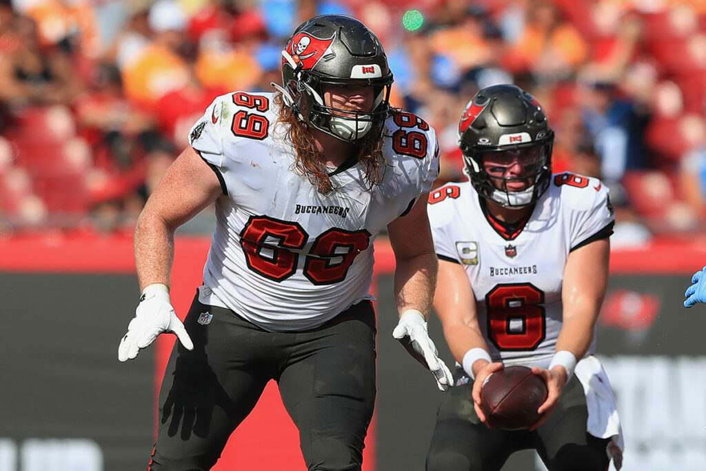 Cody Mauch Is Bigger, Stronger, And Comfortable As Bucs RG