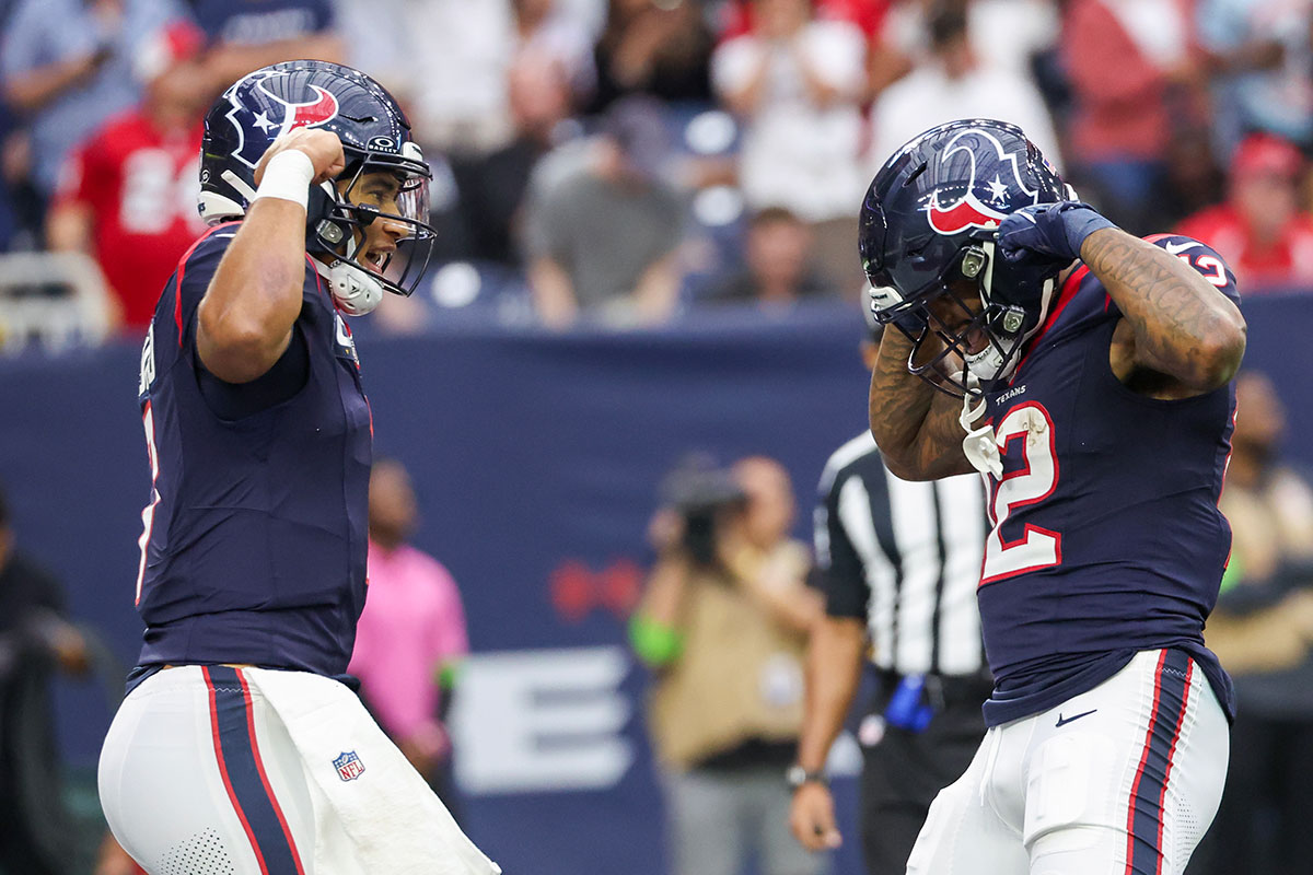 Bucs Fall In Final Seconds, Lose Duel With Texans 39-37