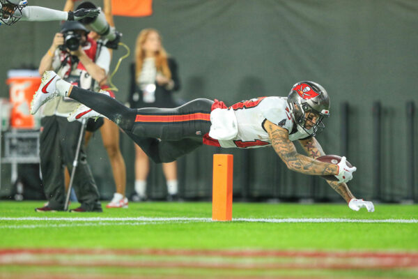 2-Point Conversion: Mike Evans' Place In Bucs History May Surprise You