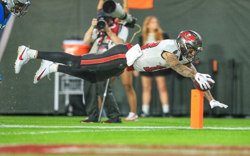 Mike Evans: "I Know That I'm A Hall of Fame-Caliber Player"