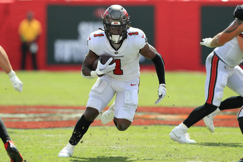SR's Fab 5: Will Rachaad White Be Bucs' RB1 In 2024? | Pewter Report