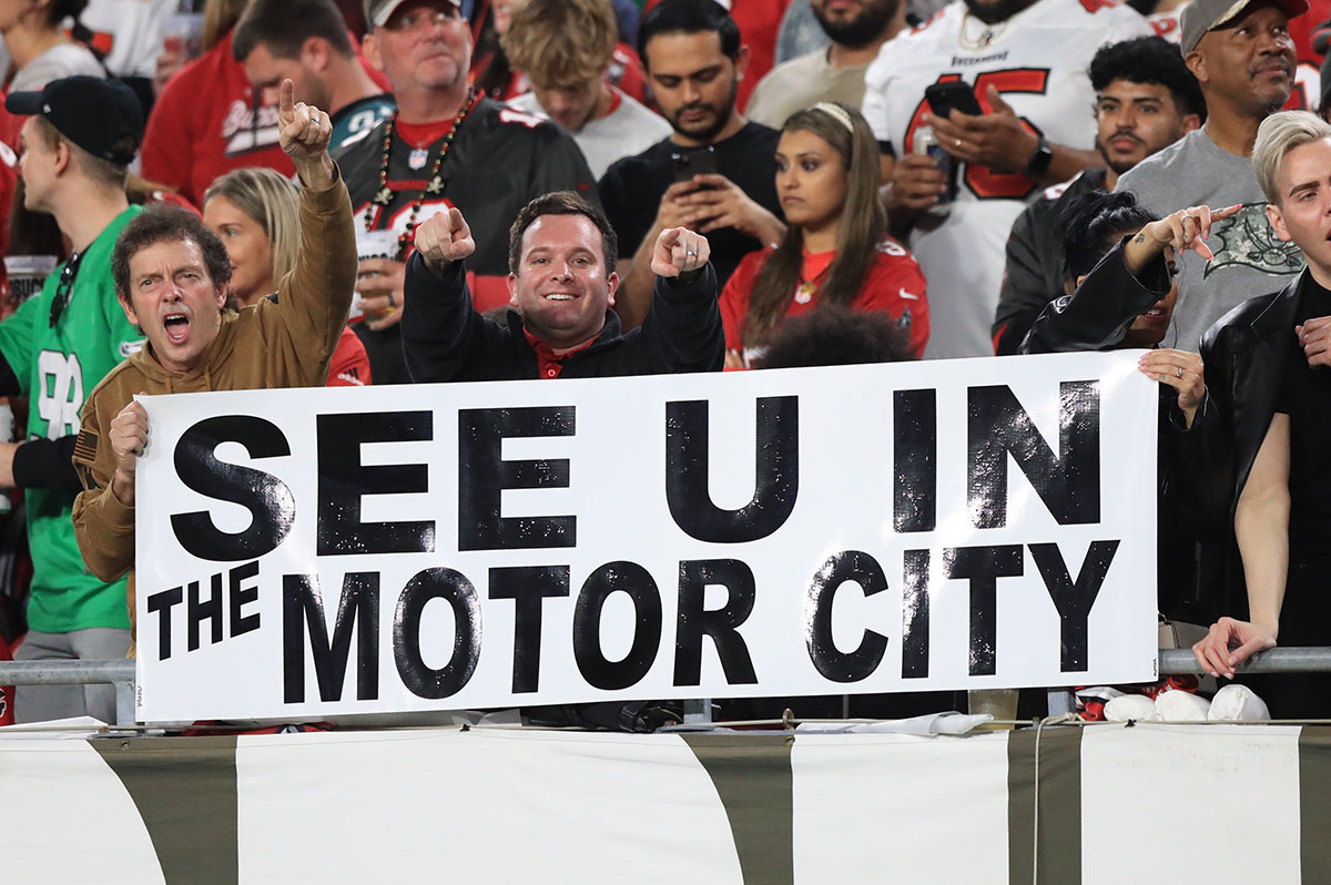 2-Point Conversion: Todd Bowles' Defensive Masterpiece vs. Eagles