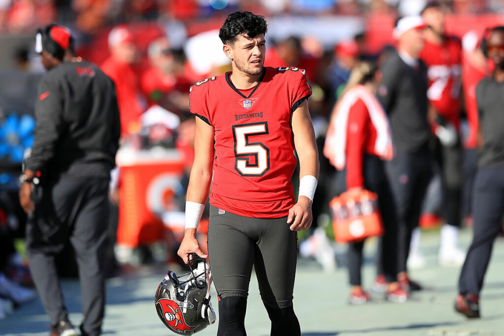 Bucs Waive Quarterback, Sign Special Teamer