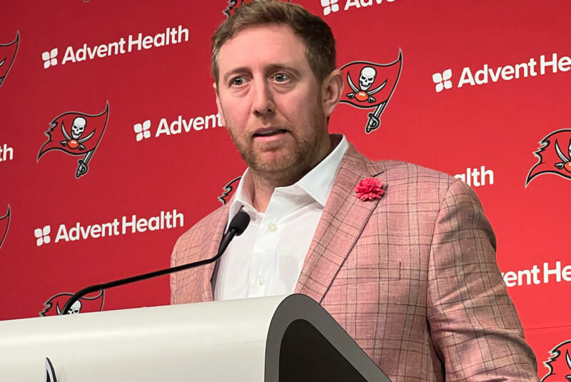 Liam Coen Is Having Fun As Bucs OC, And Drawing Rave Reviews