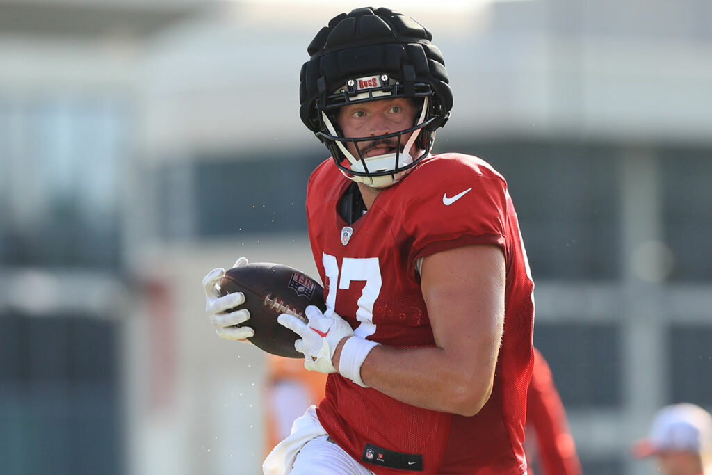 Bucs Camp Insider 8-6: Baker Mayfield Struggles, More INTs On Defense