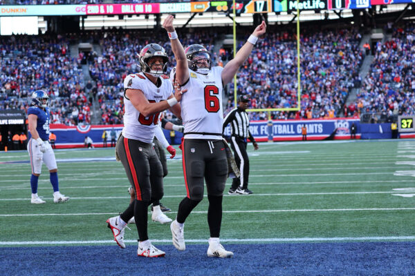 Cade Otton Is Doing The Dirty Work To Keep Bucs Offense Afloat