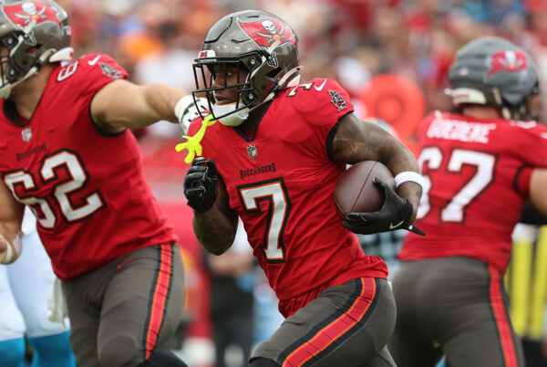 Bucky Irving Makes PFWA All-Rookie Team