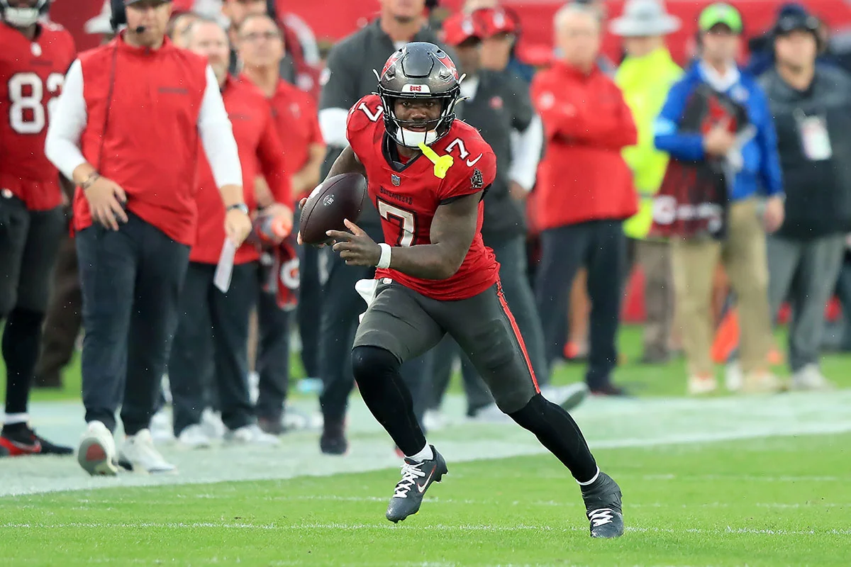 Josh Grizzard Reveals Plans For Bucky Irving, Bucs RBs