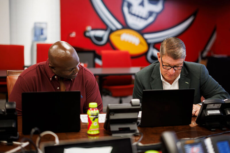 Pewter Report 2025 7-Round Bucs Mock Draft – FINAL