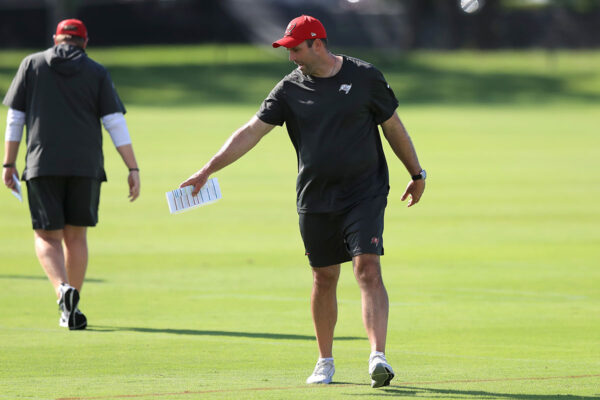 SR's FAB 5: With Tristan Wirfs Out, Trust Bucs OL Coach Kevin Carberry