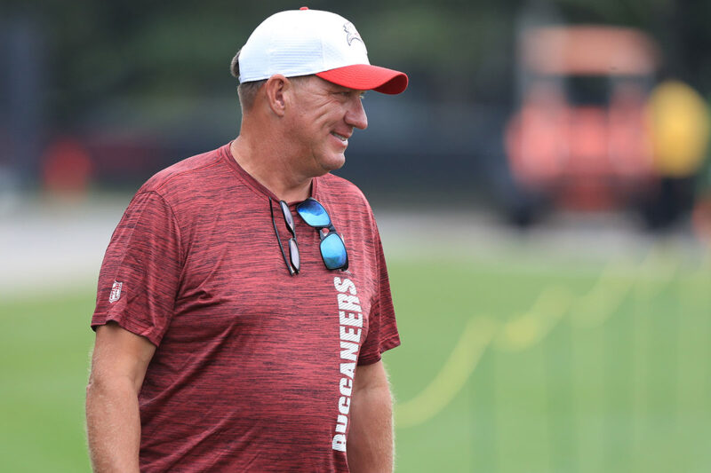 Bucs Sign 4 Rookies From 2025 Draft Class