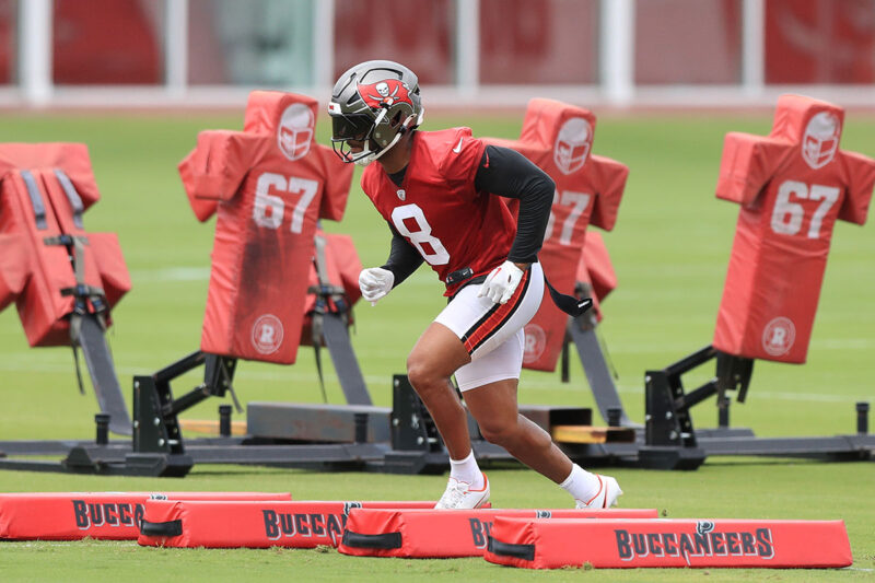 SR's FAB 5: SirVocea Dennis Is A Boss At Bucs OTAs