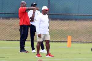 Charlie Strong Eager To Coach Up, Build Trust With Bucs DTs