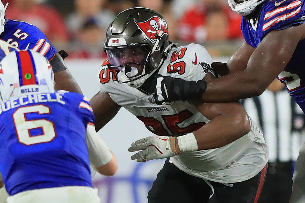 Elijah Roberts Camp Diary: It Was Crazy To Get My First Bucs Sack