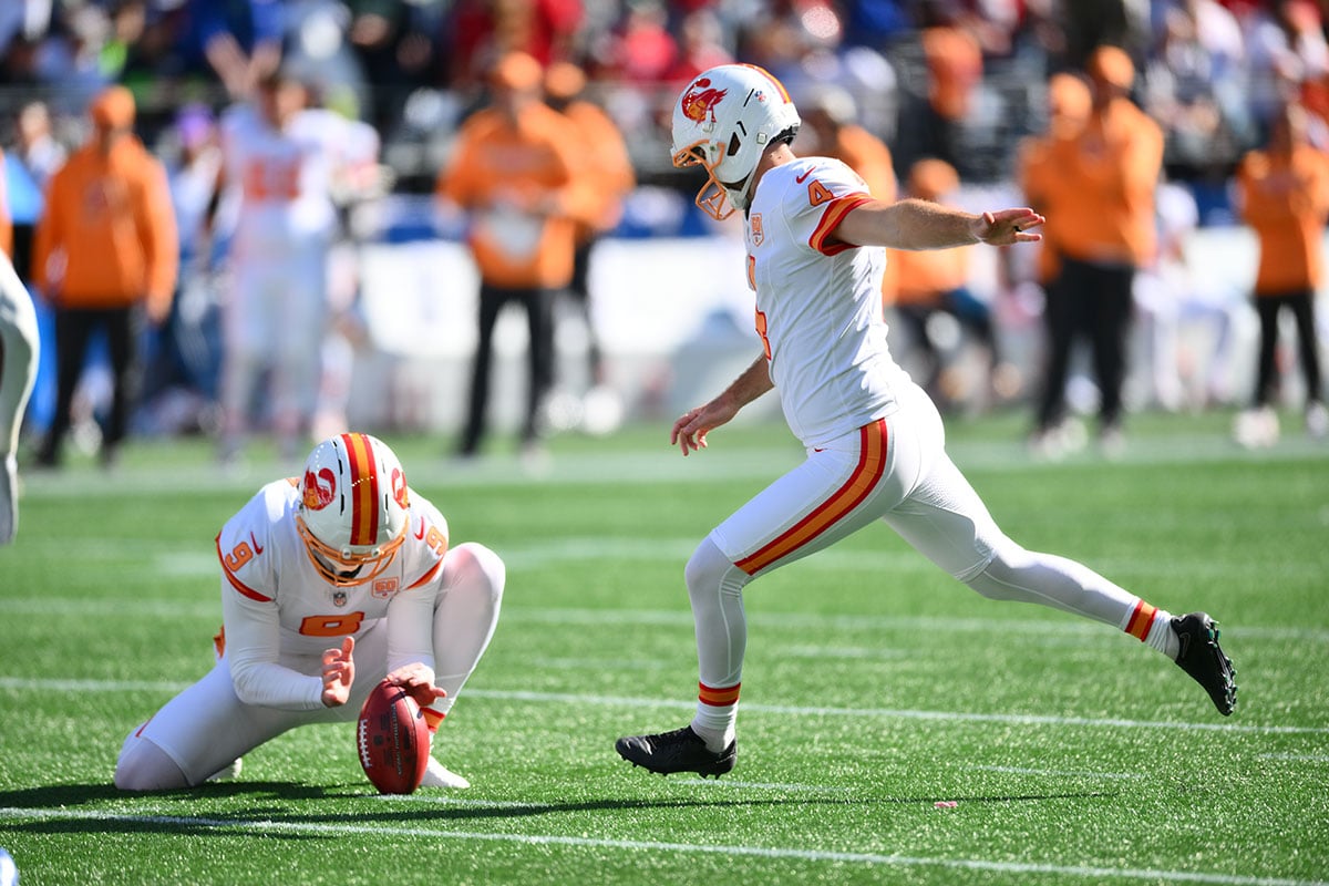 WATCH: Todd Bowles' Post-Game Speech After Bucs' Win Over Seahawks