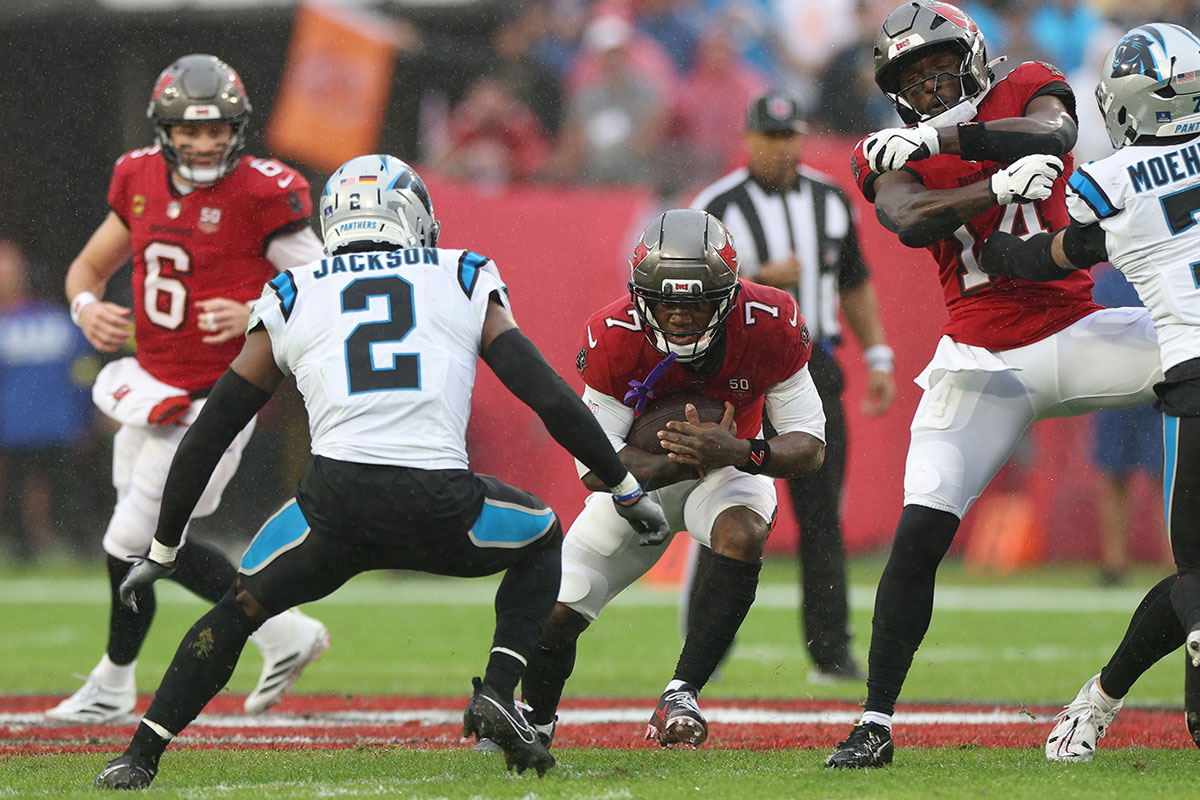 Week 18 Snap Count Analysis: Bucs vs. Panthers